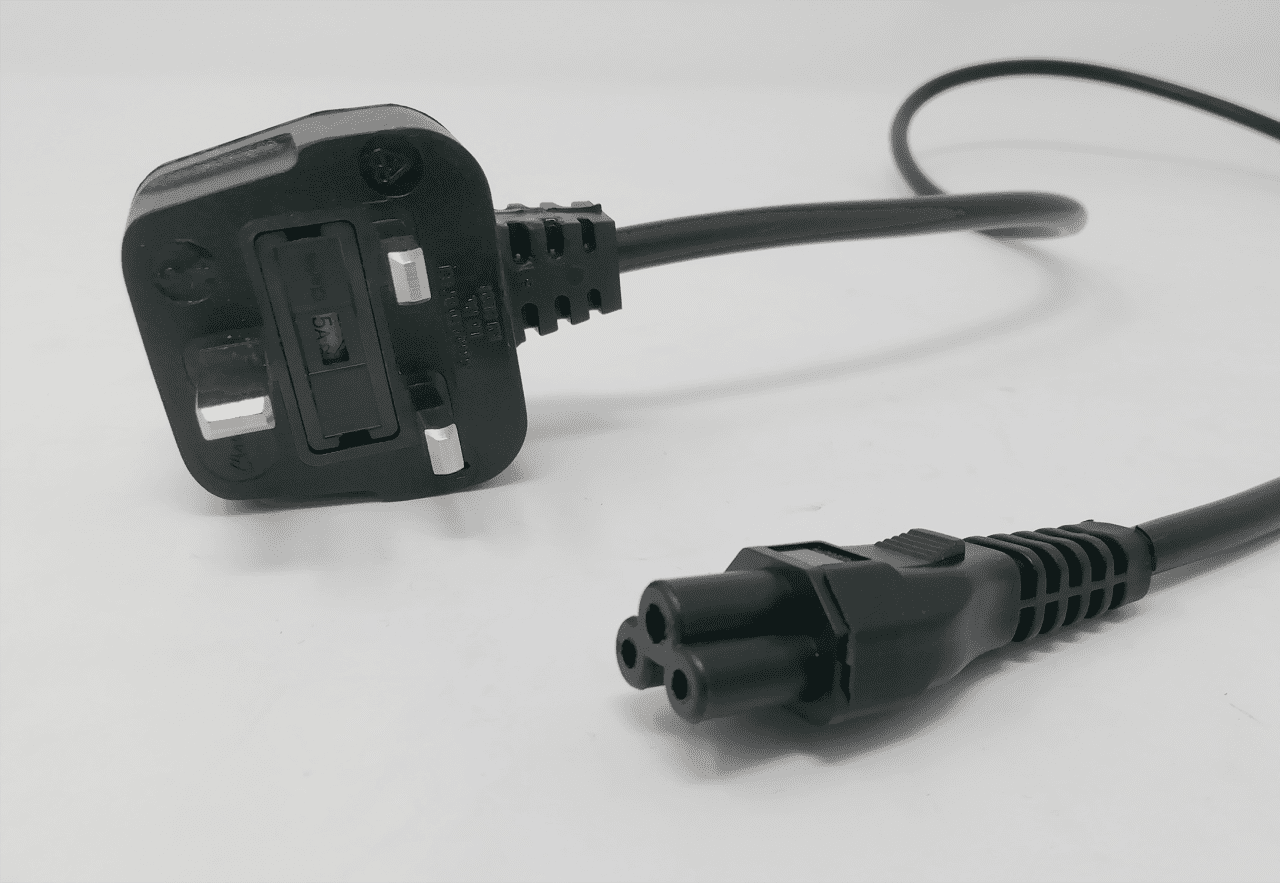 UK Moulded Plug – BS1363/A, Type G, Mains Plug | Clarke Cable
